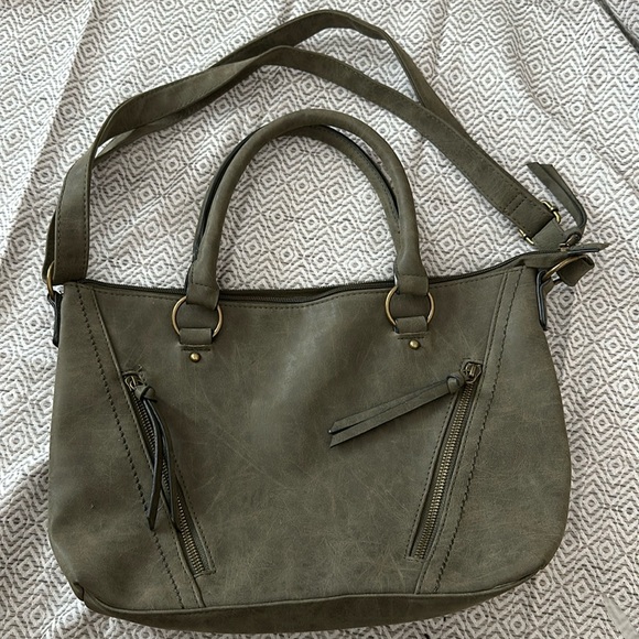Universal Thread | Bags | Universal Thread Green Shoulder Bag | Poshmark